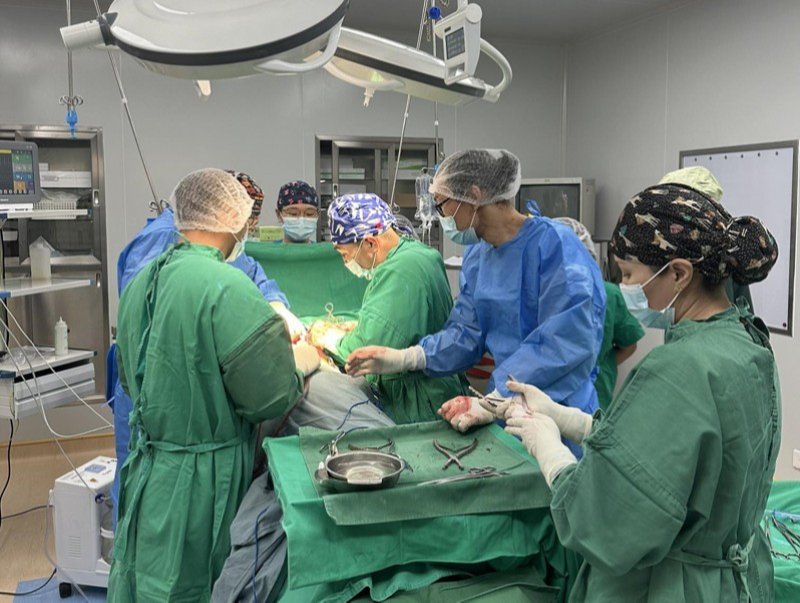 ГССҮТ ийн алсын дуудлагын баг Дорнод аймагт цээжний хөндийн хүнд гэмтэлтэй иргэнд яаралтай мэс